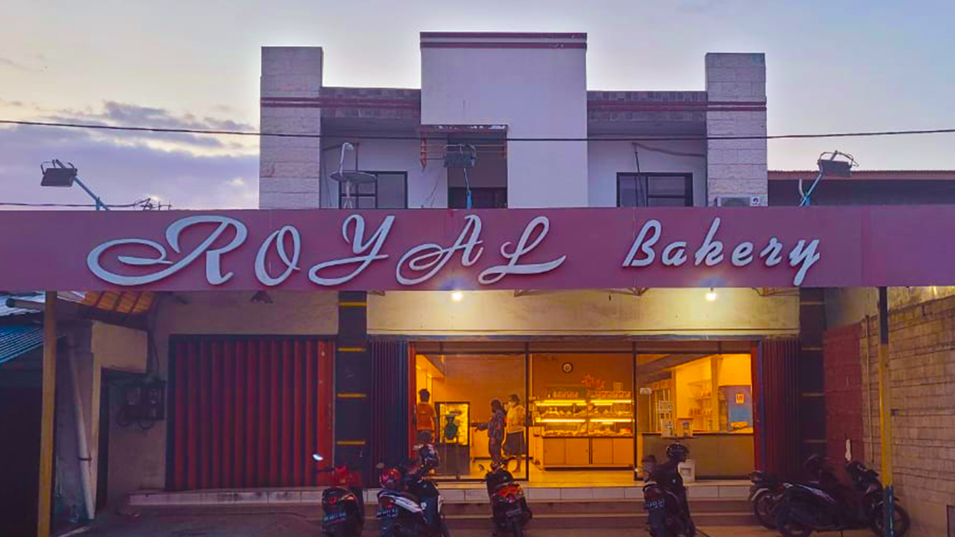 Tourism & Leisure – Restaurants – Bakery – Royal Bakery – myKupang