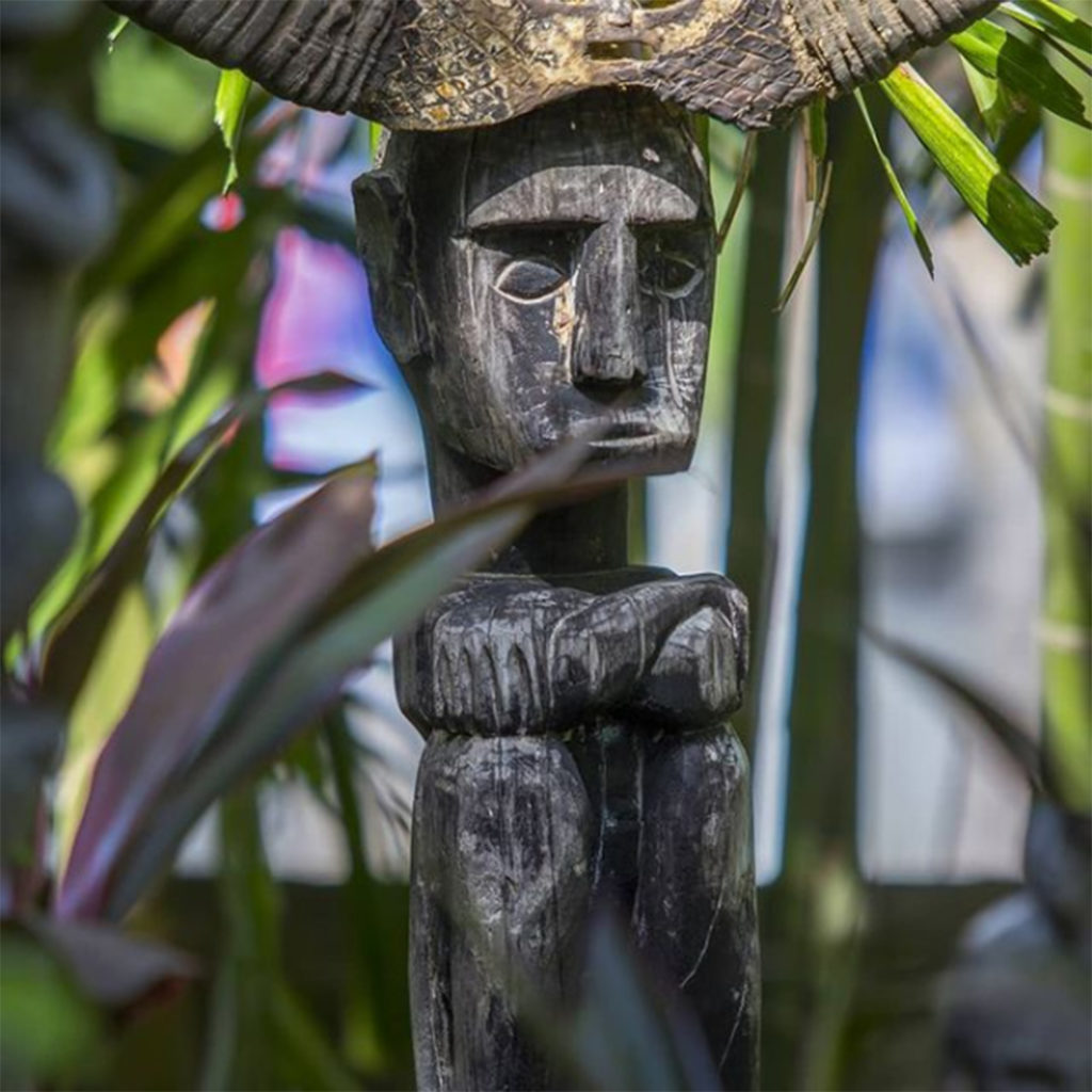 Tourism & Leisure – Souvenirs – Animistic Carvings – EIA – myKupang